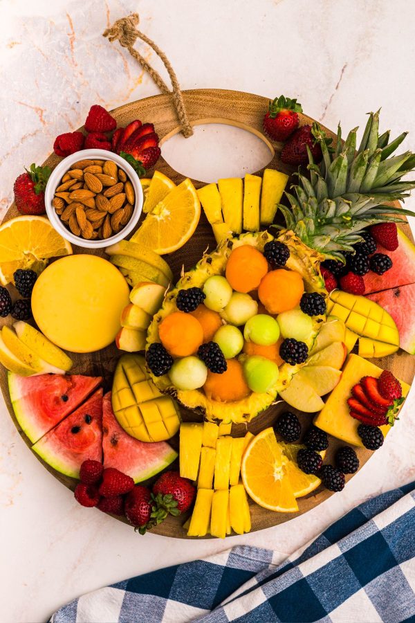 Fruit Charcuterie Board - PinkWhen