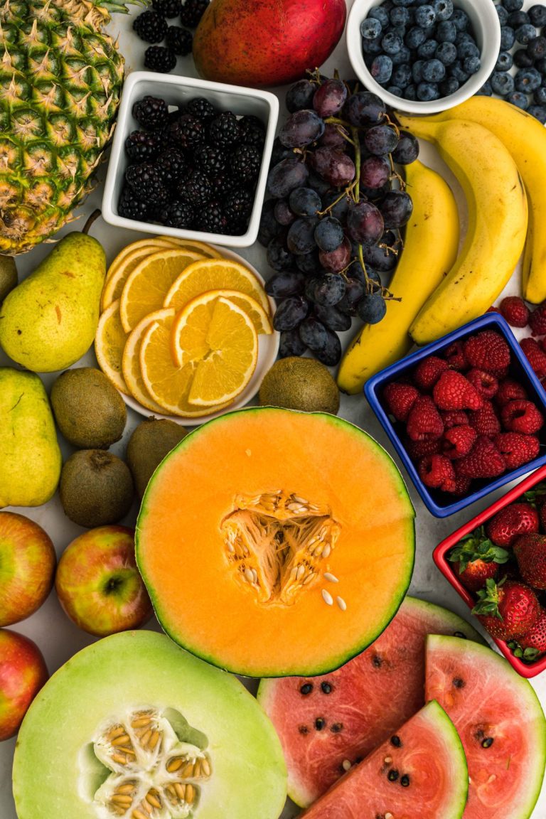 Fruit Charcuterie Board - PinkWhen