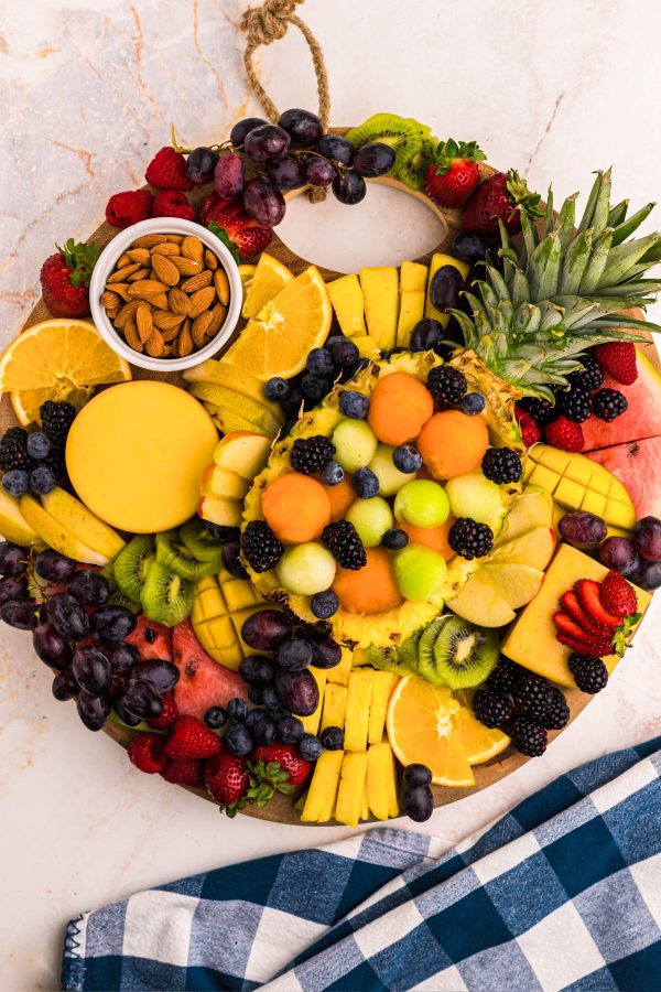 Fruit Charcuterie Board - PinkWhen