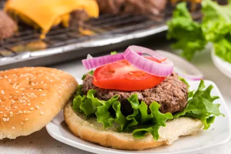 Delicious Burger Recipes That Can't Be Beat - PinkWhen
