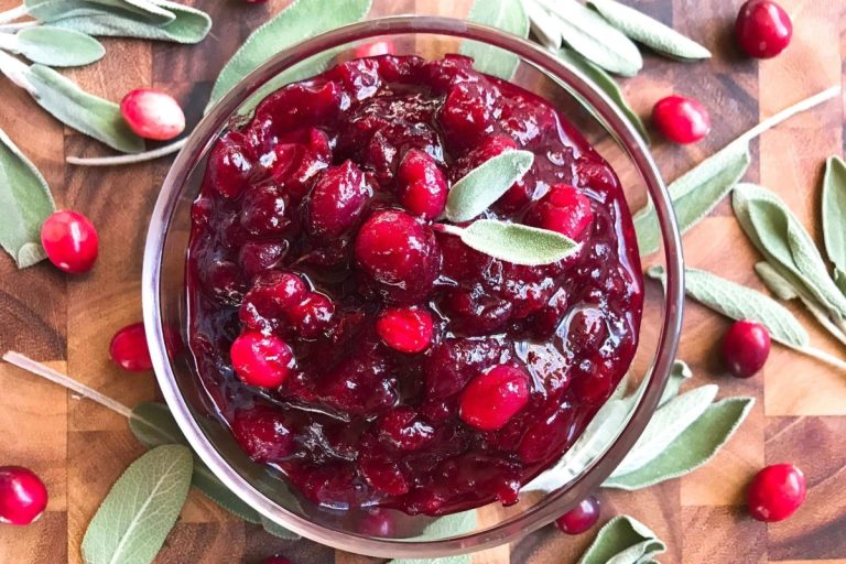 23 Must-Try Cranberry Sauce Recipes - PinkWhen