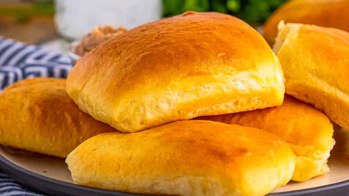 31 Brilliant Bread Basket Recipes to Try - PinkWhen