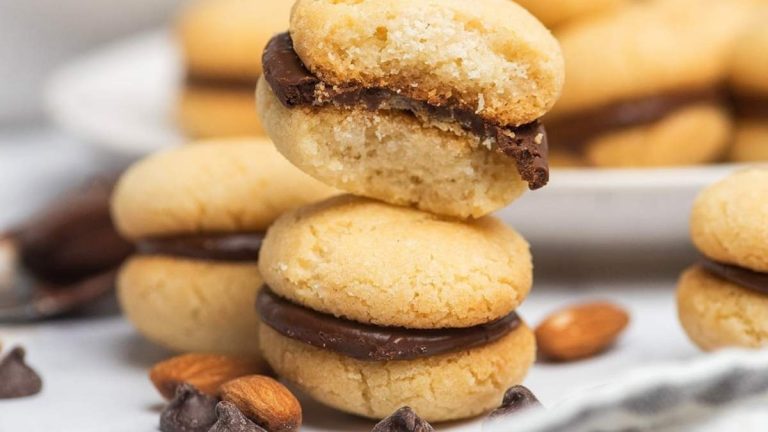 48 Crowd-Pleasing Bake Sale Recipes - PinkWhen