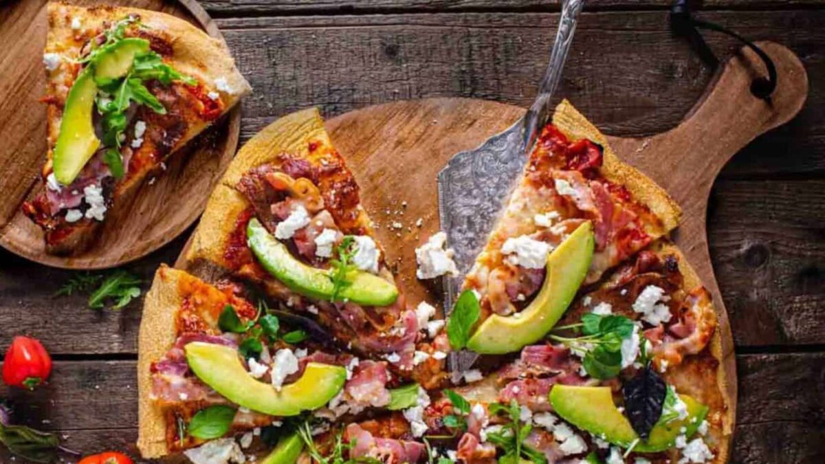 25 Easy Pizza Recipes That Taste Better Homemade - PinkWhen