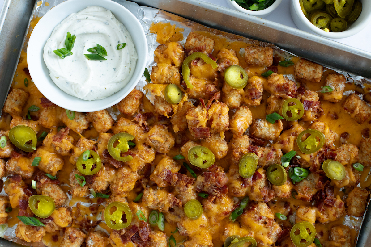 Loaded Tater Tots Recipe - PinkWhen