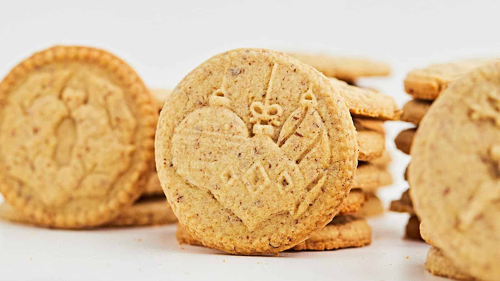 15 Authentic German Desserts Perfect For Fall Baking - PinkWhen