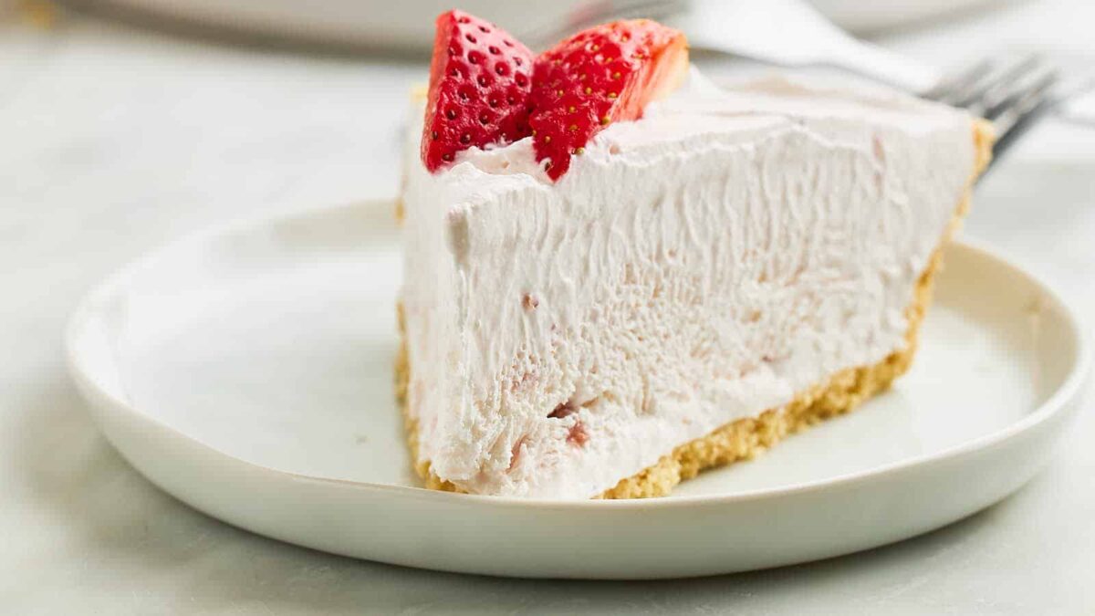 35 Irresistible Creamy Desserts You Can Whip Up in No Time - PinkWhen