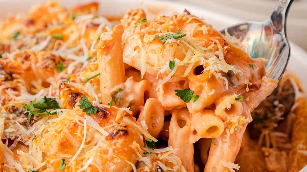 29 Easy Cheesy Recipes to Make on Repeat - PinkWhen