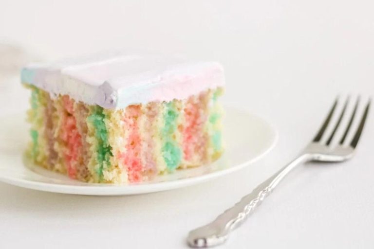 18 Ridiculously Easy Poke Cake Recipes - PinkWhen