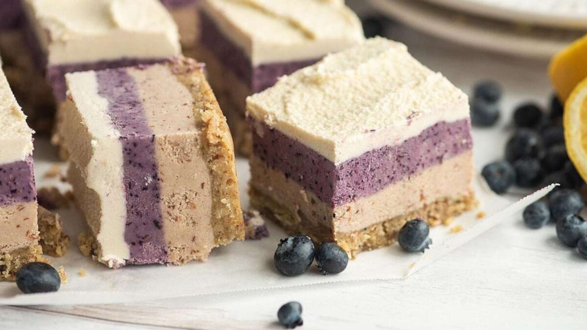 21 Timeless Layered Desserts That Always Hit the Spot - PinkWhen