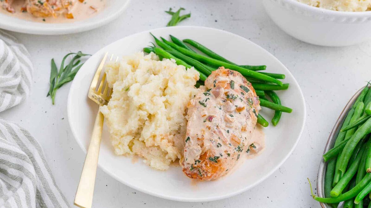 45 Classic Chicken Dinners That Never Go Out of Style - PinkWhen