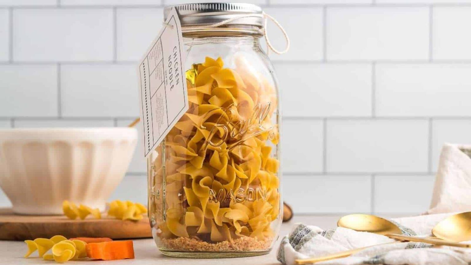 11 Budget-Friendly Jar Gifts That Look Anything but Cheap - PinkWhen